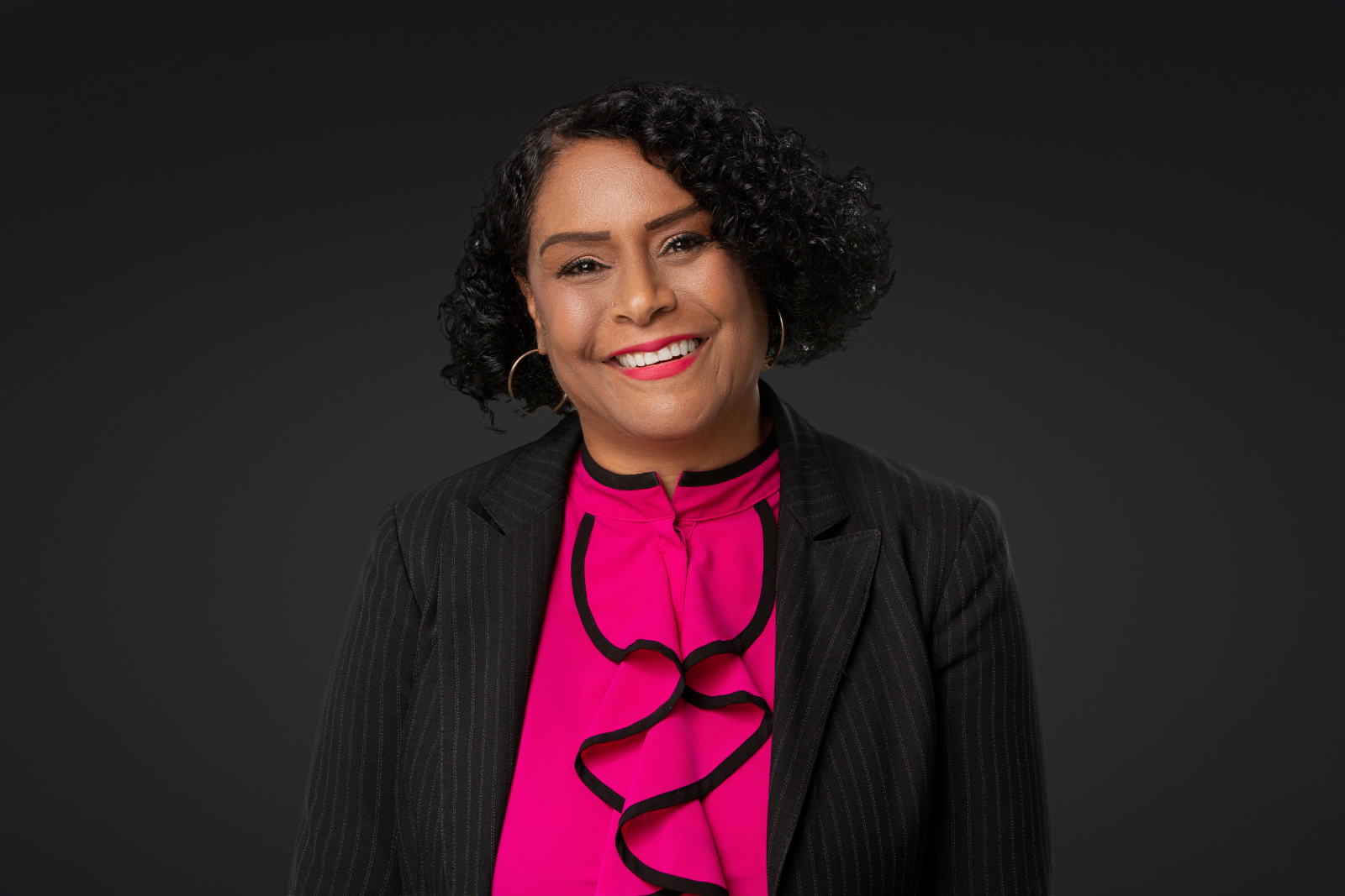 Edna Howard - Alimond Photography | Leesburg, VA Headshot Studio