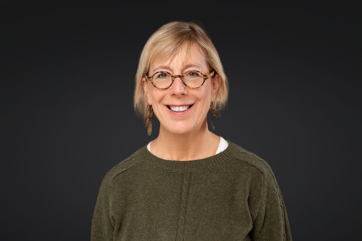 Suzanne Eblen - Alimond Photography | Leesburg, VA Headshot Studio