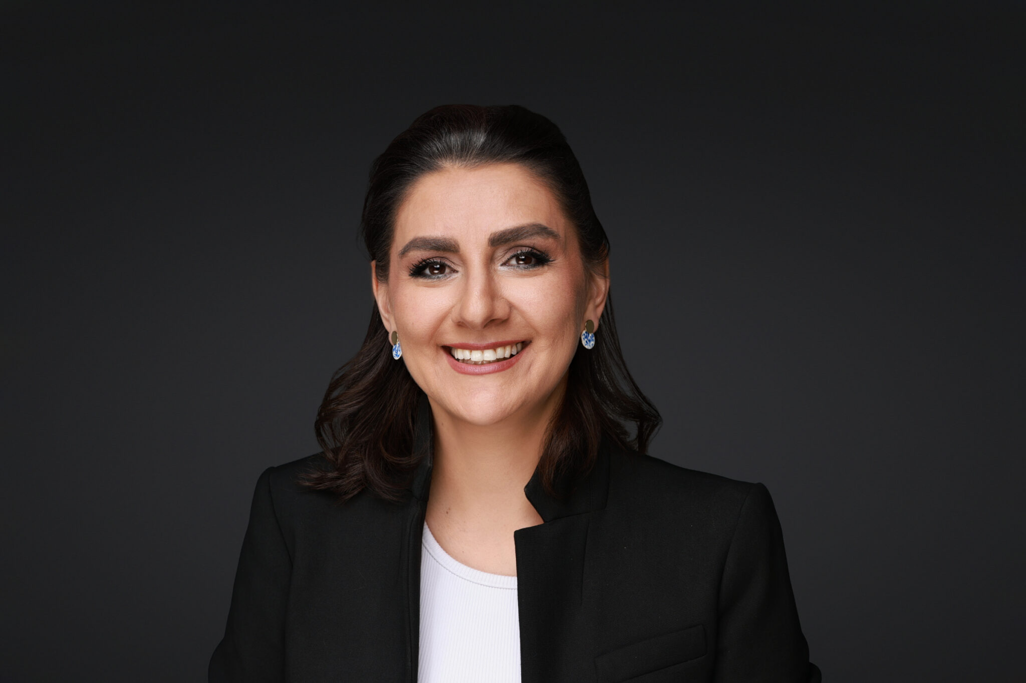 Pedramin Vaziri - Alimond Photography | Leesburg, VA Headshot Studio