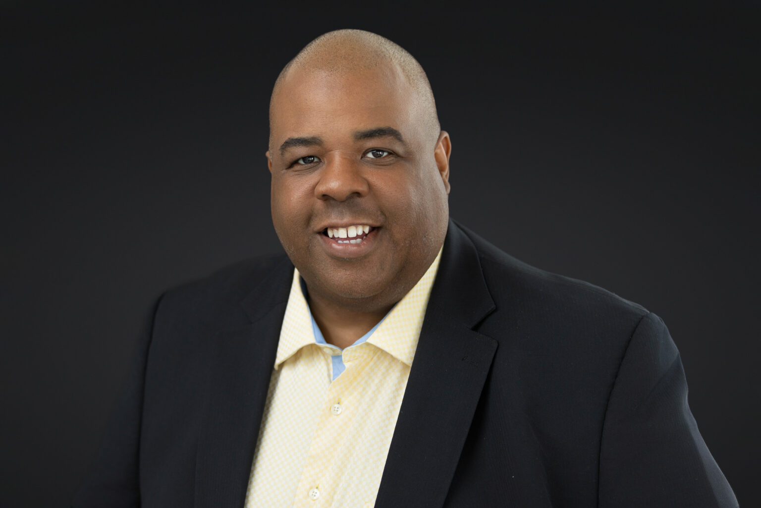 John Knight - Alimond Photography | Leesburg, VA Headshot Studio