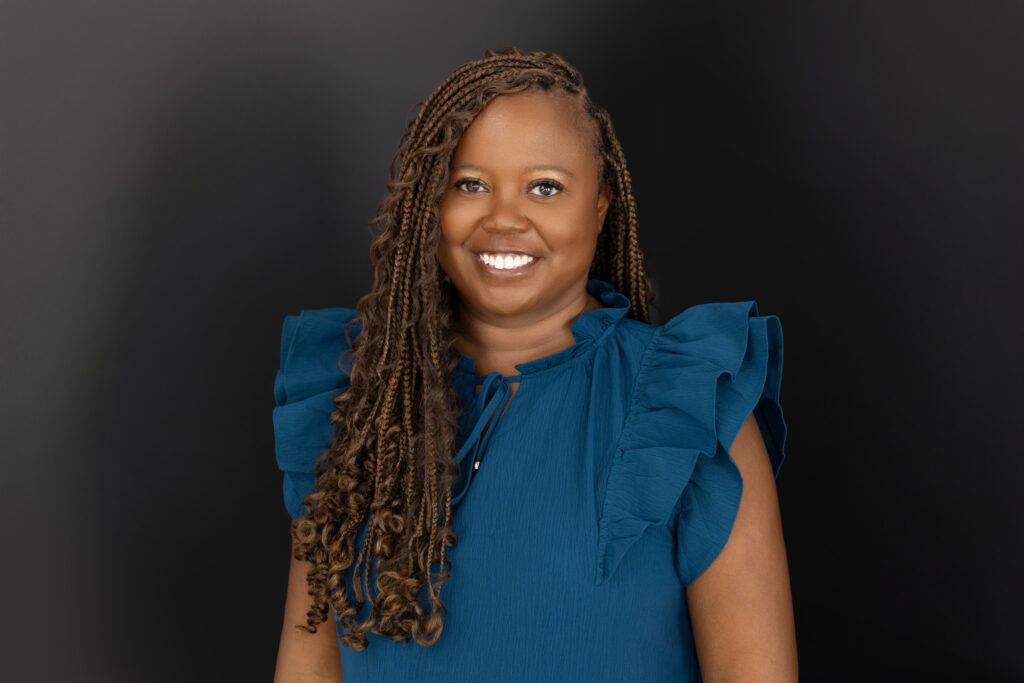 Valencia Lawrence - Alimond Photography | Leesburg, VA Headshot Studio