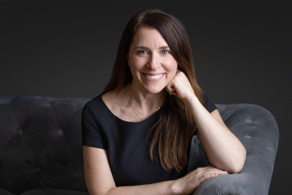 Allison Tepper - Alimond Photography | Leesburg, VA Headshot Studio