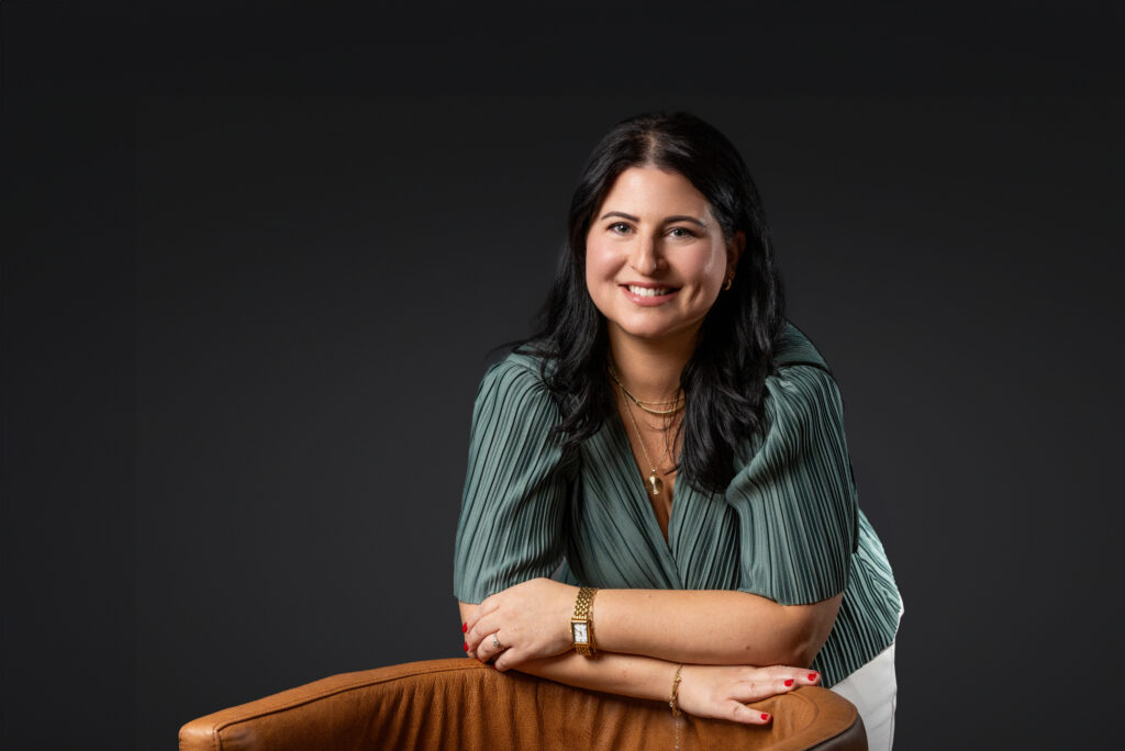 Allyson Luna - Alimond Photography | Leesburg, VA Headshot Studio